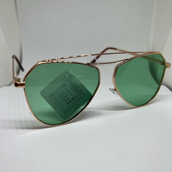 Accessories | Aviator Sunglasses Green Lens Gold Frame | Poshmark